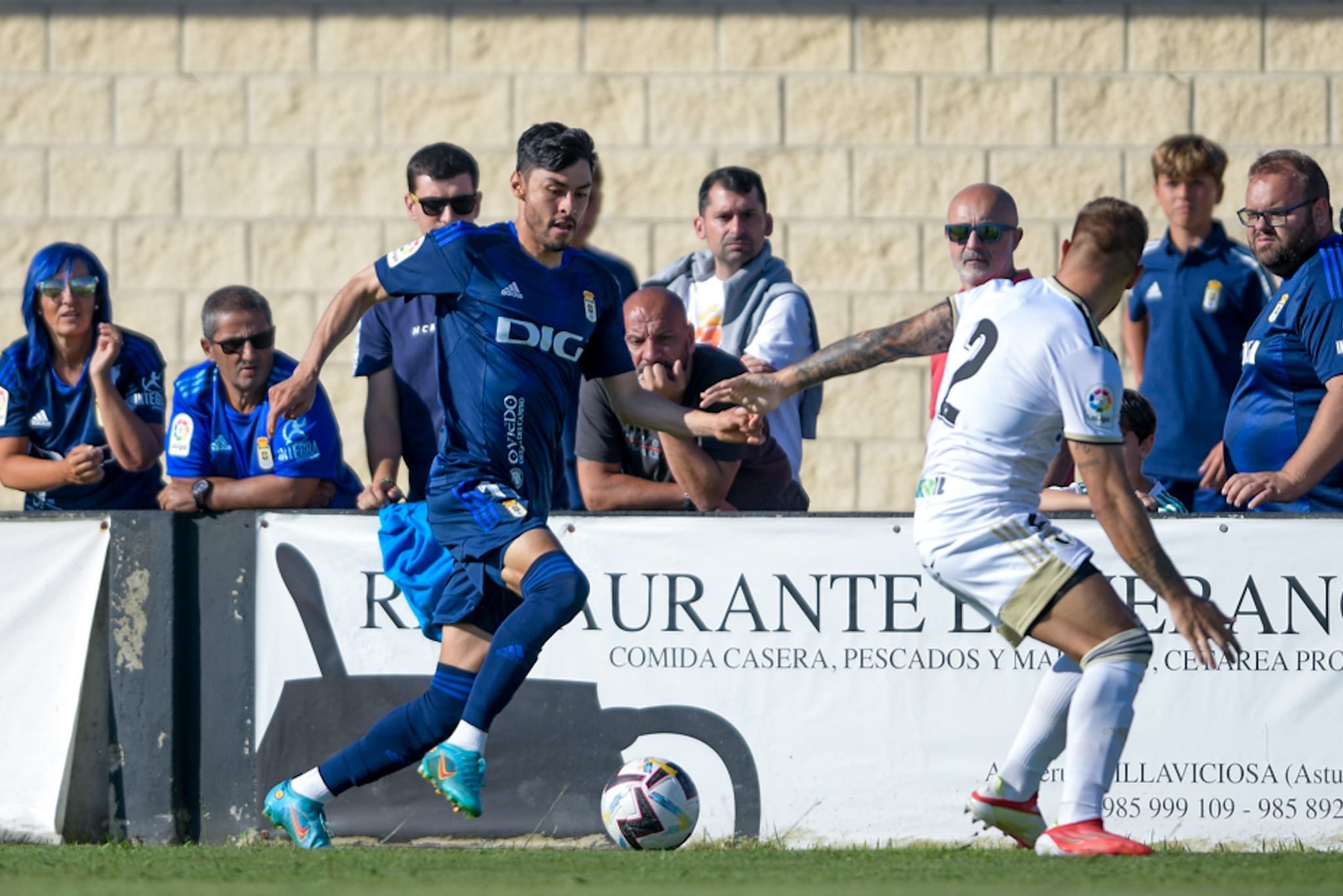 El Oviedo sale ganando en el lateral izquierdo | Killer Asturias