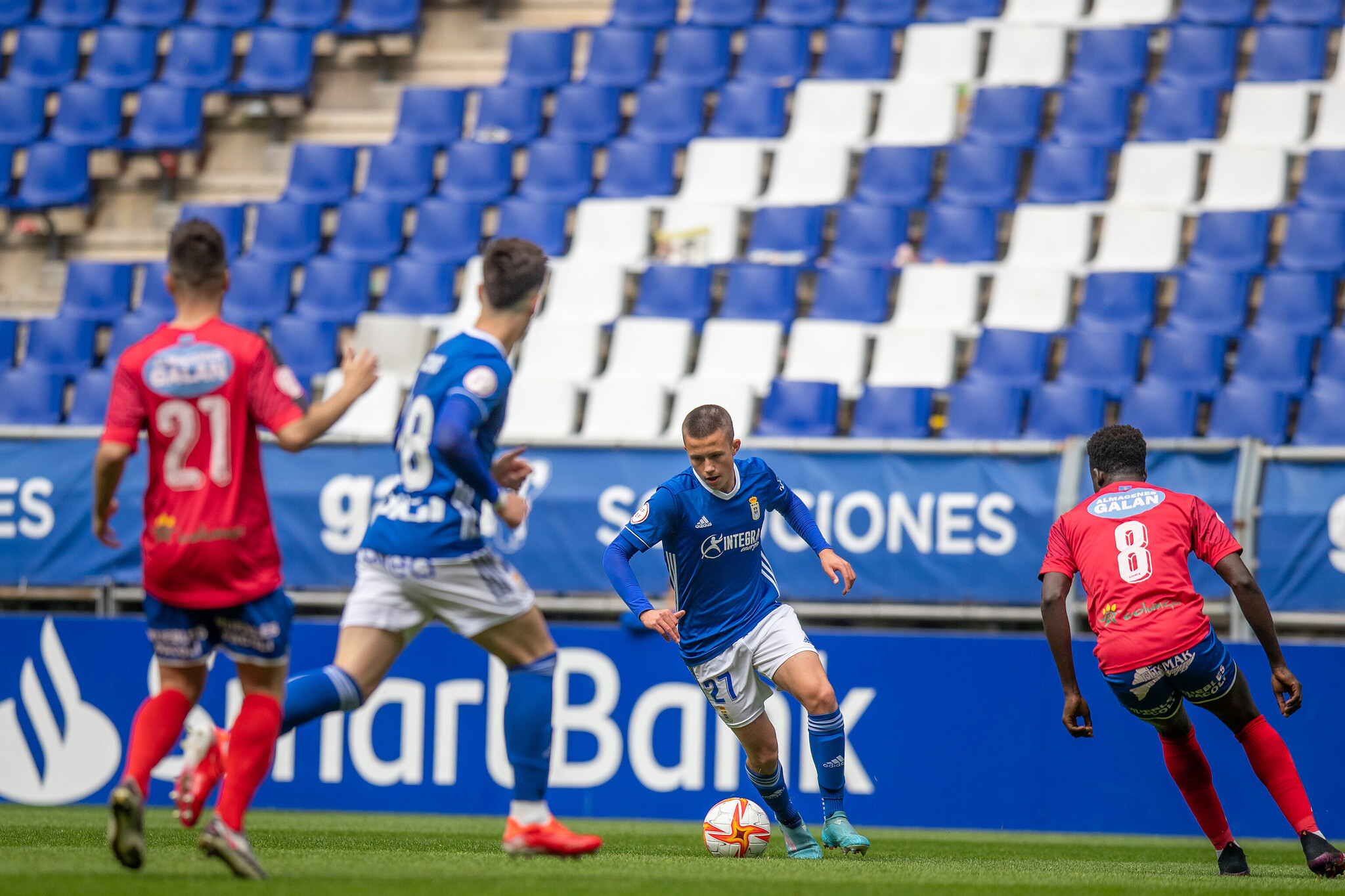 "Osky" renueva con el Oviedo hasta 2026 | Killer Asturias